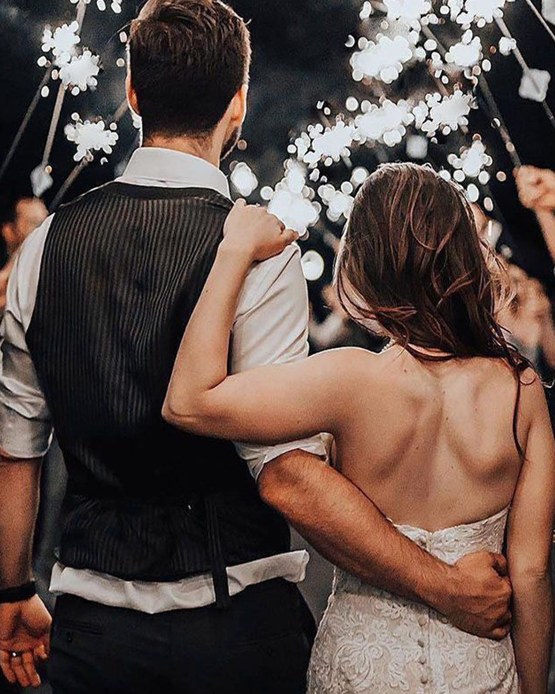 9 Ways To Use Sparklers At Your Wedding | Grand Wedding Exit